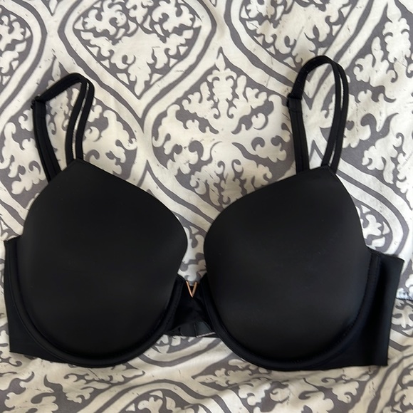 Victoria's Secret | Intimates & Sleepwear | Lined Perfect Coverage ...